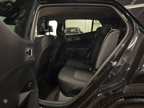 Black Kia Sportage 2022 in Vilnius, with an engine capacity of 1.60 L and mileage of 91 thousand km for 21900 €, photo 9 on AUTOMOTO.COM.LV
