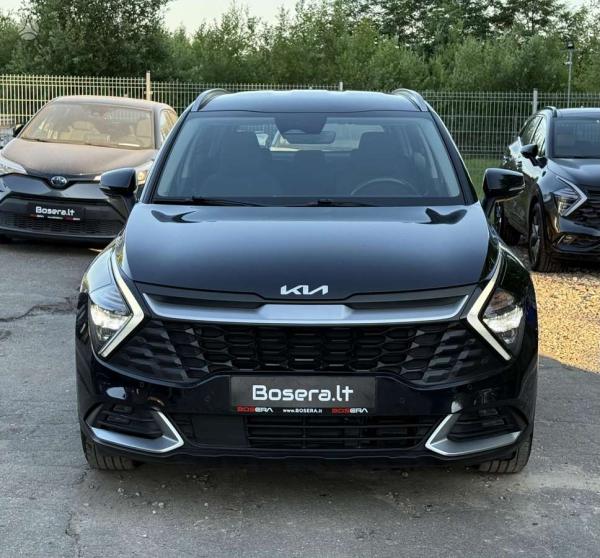 Black Kia Sportage 2022 in Vilnius, with an engine capacity of 1.60 L and mileage of 118 thousand km for 20990 €, photo 2 on AUTOMOTO.COM.LV
