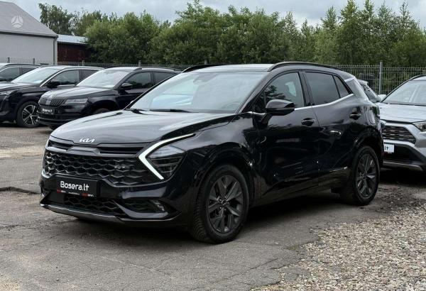 Melns Kia Sportage 2022 Viļņa, ar dzinēja tilpumu 1.60 L un nobraukumu 114 tūkst. km par 26990 €, foto 1 vietnē AUTOMOTO.COM.LV
