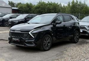 Black Kia Sportage 2022 in Vilnius, with an engine capacity of 1.60 L and mileage of 114 thousand km for 26990 €, photo  on AUTOMOTO.COM.LV