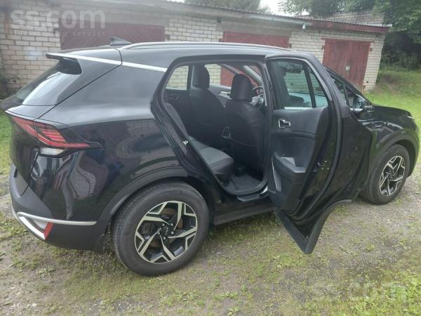 Черный Киа Sportage 2022 в Валмиера, объемом двигателя 1.60 л и пробегом 42 тыс. км за 18000 €, фото 10 на AUTOMOTO.COM.LV