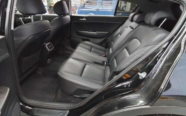 Melns Kia Sportage 2022 Kauņa, ar dzinēja tilpumu 1.60 L un nobraukumu 110 tūkst. km par 13800 €, foto 8 vietnē AUTOMOTO.COM.LV