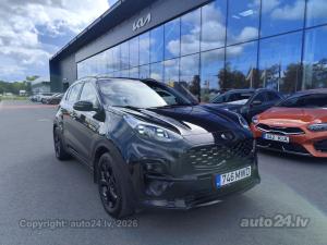 Black Kia Sportage 2022 in Tallinn, with an engine capacity of 1.60 L and mileage of 65 thousand km for 18500 €, photo  on AUTOMOTO.COM.LV