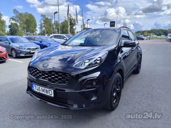 Black Kia Sportage 2022 in Tallinn, with an engine capacity of 1.60 L and mileage of 65 thousand km for 18500 €, photo 2 on AUTOMOTO.COM.LV
