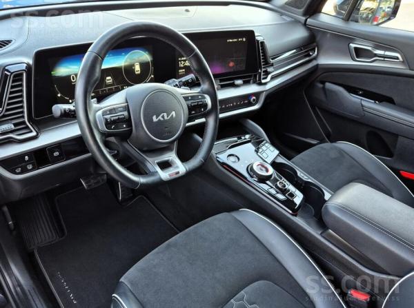 Melns Kia Sportage 2022 Rīga, ar dzinēja tilpumu 1.60 L un nobraukumu 63 tūkst. km par 24990 €, foto 8 vietnē AUTOMOTO.COM.LV