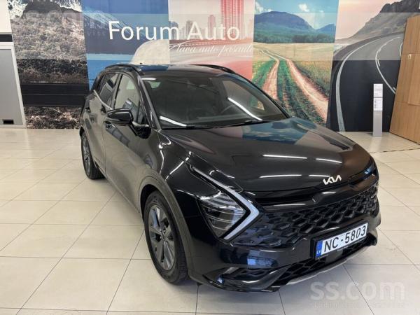 Melns Kia Sportage 2022 Rīga, ar dzinēja tilpumu 1.60 L un nobraukumu 77 tūkst. km par 23500 €, foto 1 vietnē AUTOMOTO.COM.LV