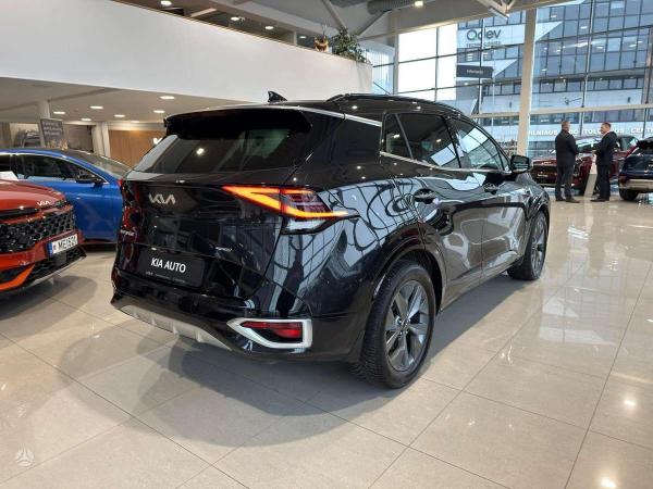 Melns Kia Sportage 2023 Viļņa, ar dzinēja tilpumu 1.60 L un nobraukumu 85 tūkst. km par 27900 €, foto 2 vietnē AUTOMOTO.COM.LV