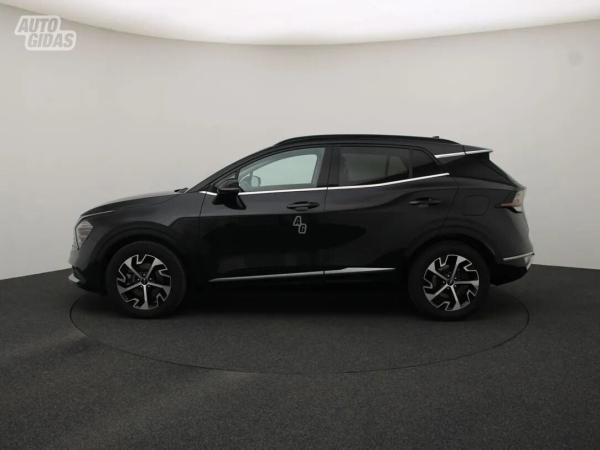 Black Kia Sportage 2023 in Vilnius, with an engine capacity of 1.60 L and mileage of 161 thousand km for 23999 €, photo 6 on AUTOMOTO.COM.LV