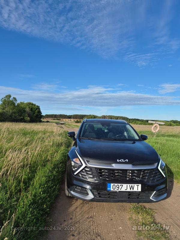 Melns Kia Sportage 2023 Tallina, ar dzinēja tilpumu 1.60 L un nobraukumu 69 tūkst. km par 28500 €, foto 1 vietnē AUTOMOTO.COM.LV