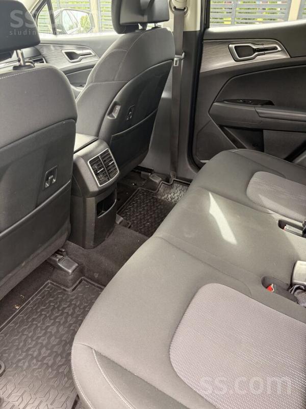 Melns Kia Sportage 2023 Rīga, ar dzinēja tilpumu 1.60 L un nobraukumu 91 tūkst. km par 20900 €, foto 10 vietnē AUTOMOTO.COM.LV
