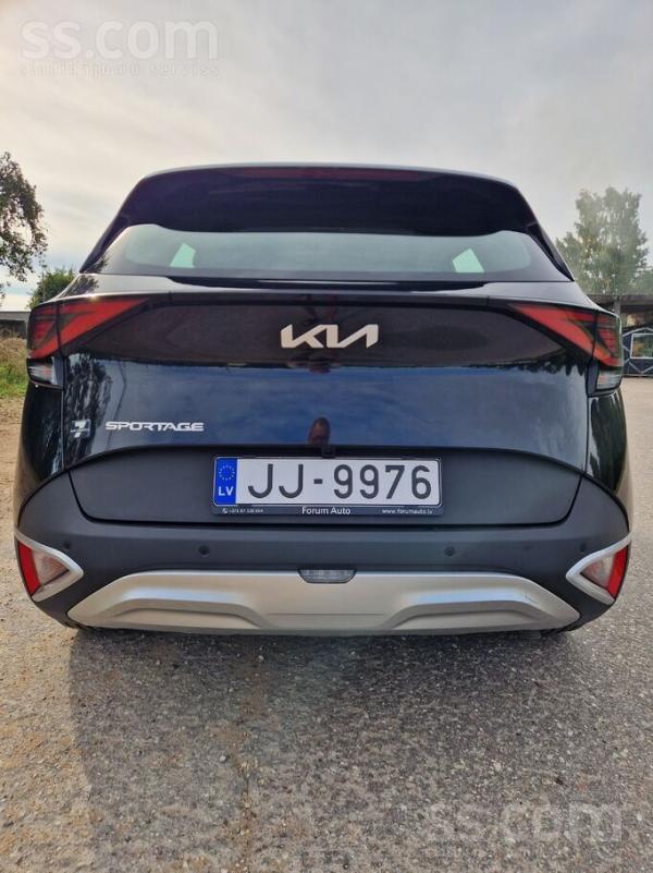 Melns Kia Sportage 2023 Rīga, ar dzinēja tilpumu 1.60 L un nobraukumu 104 tūkst. km par 22200 €, foto 4 vietnē AUTOMOTO.COM.LV
