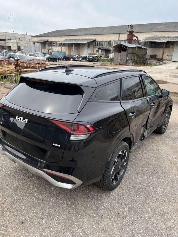 Melns Kia Sportage 2024 Alīta, ar dzinēja tilpumu 1.60 L un nobraukumu 67 tūkst. km par 11500 €, foto 4 vietnē AUTOMOTO.COM.LV