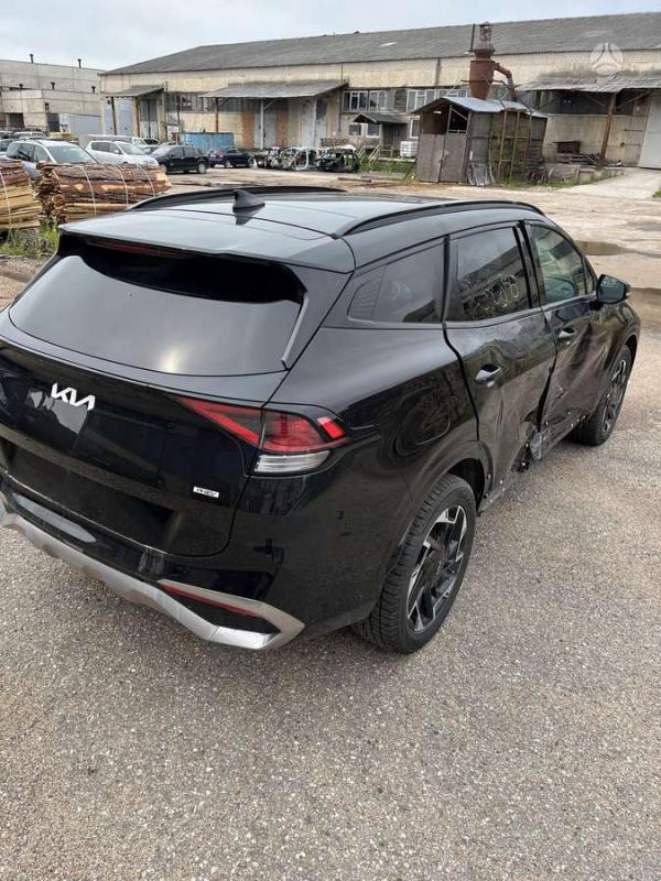 Melns Kia Sportage 2024 Alīta, ar dzinēja tilpumu 1.60 L un nobraukumu 67 tūkst. km par 11500 €, foto 5 vietnē AUTOMOTO.COM.LV