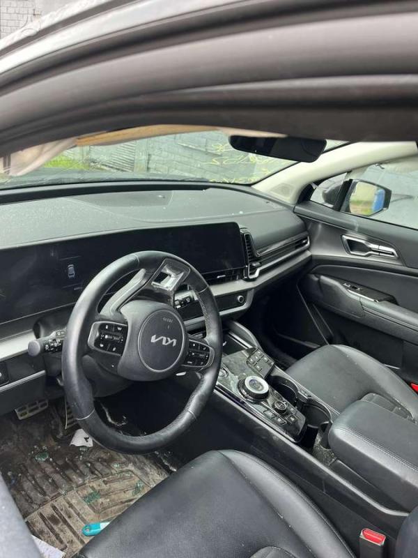 Melns Kia Sportage 2024 Alīta, ar dzinēja tilpumu 1.60 L un nobraukumu 67 tūkst. km par 11500 €, foto 7 vietnē AUTOMOTO.COM.LV