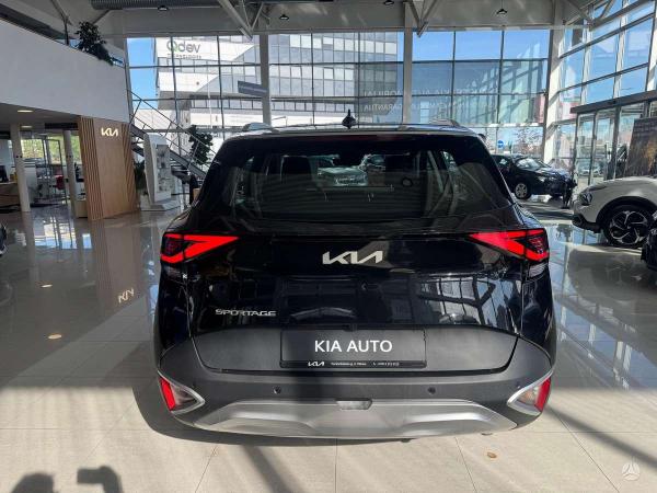 Melns Kia Sportage 2024 Viļņa, ar dzinēja tilpumu 1.60 L un nobraukumu 33 tūkst. km par 25600 €, foto 4 vietnē AUTOMOTO.COM.LV