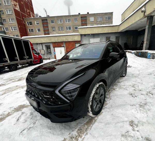 Black Kia Sportage 2025 in Vilnius, with an engine capacity of 1.60 L and mileage of 22 thousand km for 32900 €, photo 5 on AUTOMOTO.COM.LV