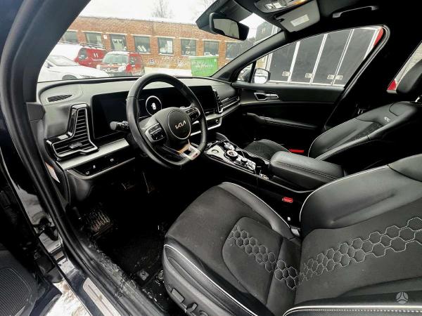 Black Kia Sportage 2025 in Vilnius, with an engine capacity of 1.60 L and mileage of 22 thousand km for 32900 €, photo 10 on AUTOMOTO.COM.LV