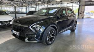 Черный Киа Sportage 2025 в Рига, объемом двигателя 1.60 л и пробегом 27 тыс. км за 28900 €, фото  на AUTOMOTO.COM.LV