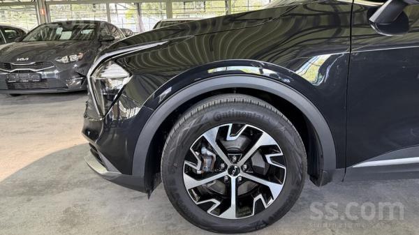 Черный Киа Sportage 2025 в Рига, объемом двигателя 1.60 л и пробегом 27 тыс. км за 28900 €, фото 7 на AUTOMOTO.COM.LV