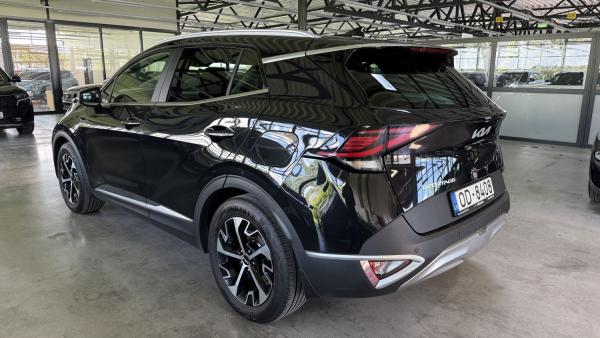 Melns Kia Sportage 2025 Rīga, ar dzinēja tilpumu 1.60 L un nobraukumu 27 tūkst. km par 2890000 €, foto 2 vietnē AUTOMOTO.COM.LV