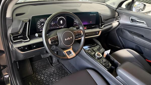 Melns Kia Sportage 2025 Rīga, ar dzinēja tilpumu 1.60 L un nobraukumu 27 tūkst. km par 2890000 €, foto 10 vietnē AUTOMOTO.COM.LV