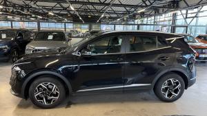 Black Kia Sportage 2025 in Riga, with an engine capacity of 1.60 L and mileage of 34 thousand km for 24900 €, photo  on AUTOMOTO.COM.LV