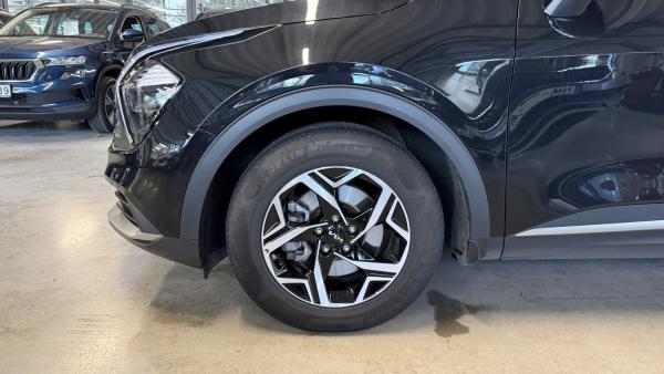 Black Kia Sportage 2025 in Riga, with an engine capacity of 1.60 L and mileage of 34 thousand km for 24900 €, photo 9 on AUTOMOTO.COM.LV