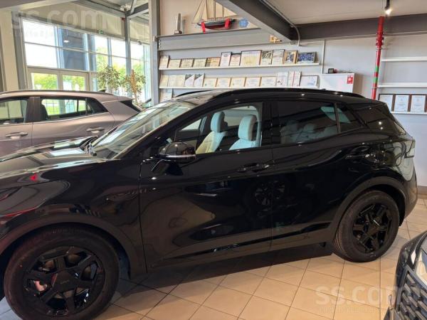 Black Kia Sportage 2026 in Liepaja, with an engine capacity of 1.60 L and mileage of 6 thousand km for 33940 €, photo 8 on AUTOMOTO.COM.LV