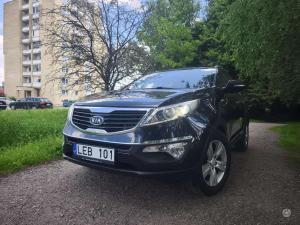 Black Kia Sportage 2013 in Kaunas, with an engine capacity of 2.00 L and mileage of 229 thousand km for 6499 €, photo  on AUTOMOTO.COM.LV
