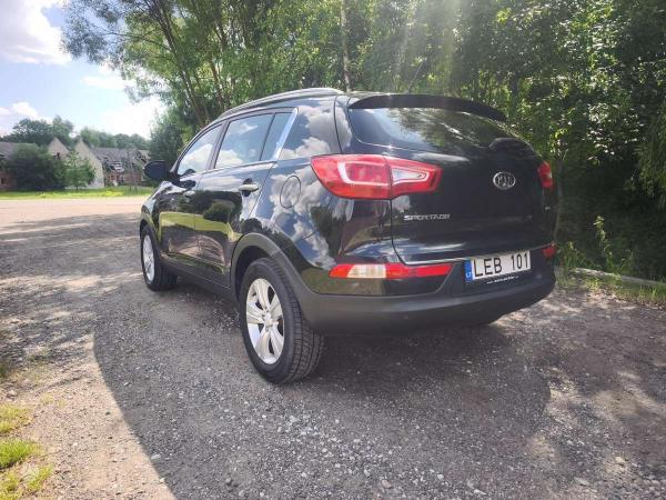 Melns Kia Sportage 2013 Kauņa, ar dzinēja tilpumu 2.00 L un nobraukumu 229 tūkst. km par 6499 €, foto 5 vietnē AUTOMOTO.COM.LV