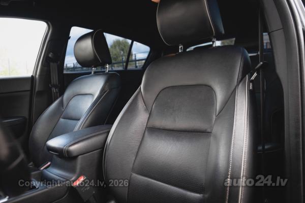 Melns Kia Sportage 2016 Tartu, ar dzinēja tilpumu 2.00 L un nobraukumu 166 tūkst. km par 14499 €, foto 8 vietnē AUTOMOTO.COM.LV
