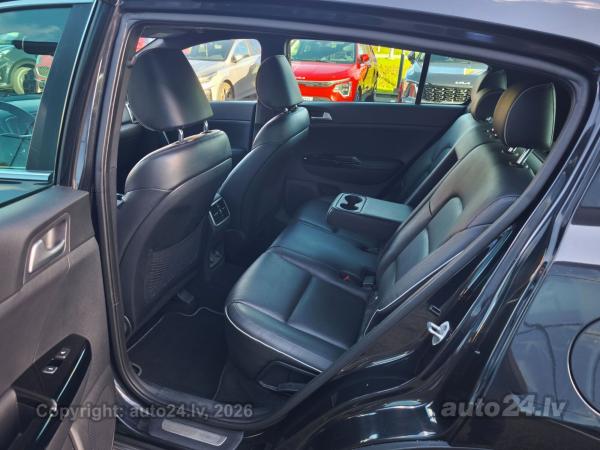 Черный Киа Sportage 2016 в Таллин, объемом двигателя 1.60 л и пробегом 191 тыс. км за 9900 €, фото 8 на AUTOMOTO.COM.LV