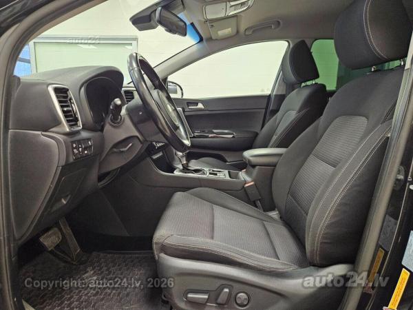 Melns Kia Sportage 2018 Pērnava, ar dzinēja tilpumu 1.60 L un nobraukumu 156 tūkst. km par 15900 €, foto 11 vietnē AUTOMOTO.COM.LV