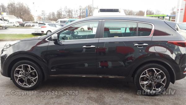 Черный Киа Sportage 2018 в Таллин, объемом двигателя 2.00 л и пробегом 187 тыс. км за 13500 €, фото 2 на AUTOMOTO.COM.LV