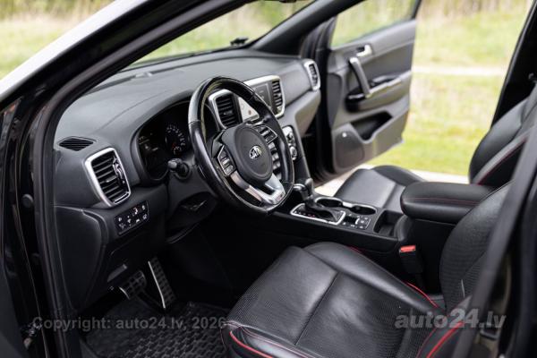 Черный Киа Sportage 2018 в Таллин, объемом двигателя 2.00 л и пробегом 189 тыс. км за 13990 €, фото 9 на AUTOMOTO.COM.LV