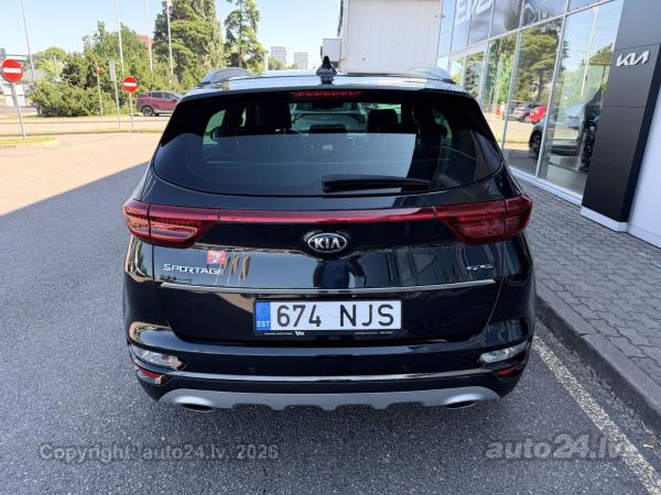 Черный Киа Sportage 2019 в Таллин, объемом двигателя 1.60 л и пробегом 159 тыс. км за 15900 €, фото 3 на AUTOMOTO.COM.LV