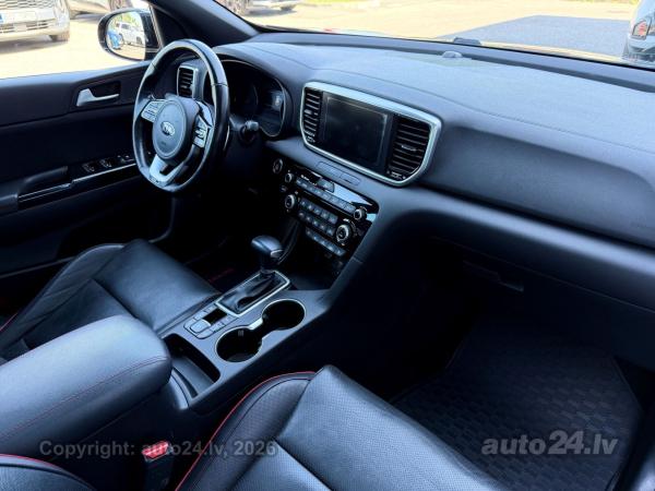 Черный Киа Sportage 2019 в Таллин, объемом двигателя 1.60 л и пробегом 159 тыс. км за 15900 €, фото 4 на AUTOMOTO.COM.LV