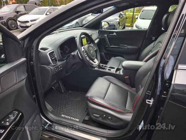 Киа Sportage 2019 в Таллин на AUTOMOTO.COM.LV Черный Киа Sportage 2019 в Таллин, объемом двигателя 1.60 л и пробегом 68 тыс. км за 16900 €, фото 8 на AUTOMOTO.COM.LV