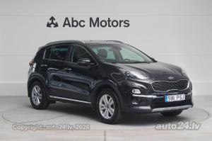 Black Kia Sportage 2020 in Tallinn, with an engine capacity of 1.60 L and mileage of 70 thousand km for 15990 €, photo 4 on AUTOMOTO.COM.LV