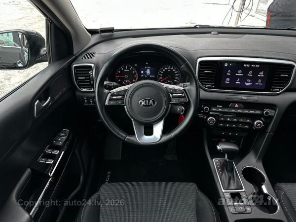 Melns Kia Sportage 2021 Tallina, ar dzinēja tilpumu 1.60 L un nobraukumu 50 tūkst. km par 19900 €, foto 8 vietnē AUTOMOTO.COM.LV