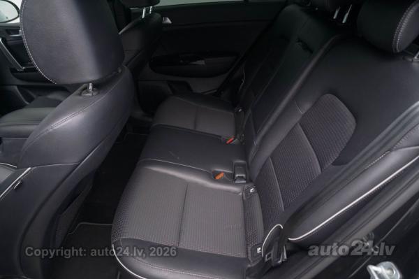 Черный Киа Sportage 2021 в Таллин, объемом двигателя 1.60 л и пробегом 153 тыс. км за 16490 €, фото 10 на AUTOMOTO.COM.LV