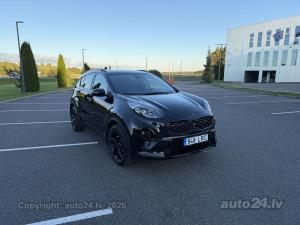 Black Kia Sportage 2021 in Tartu, with an engine capacity of 1.60 L and mileage of 54 thousand km for 17500 €, photo  on AUTOMOTO.COM.LV