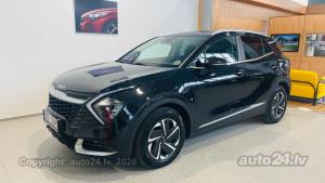 Черный Киа Sportage 2023 в Нарва, объемом двигателя 1.60 л и пробегом 45 тыс. км за 27500 €, фото  на AUTOMOTO.COM.LV