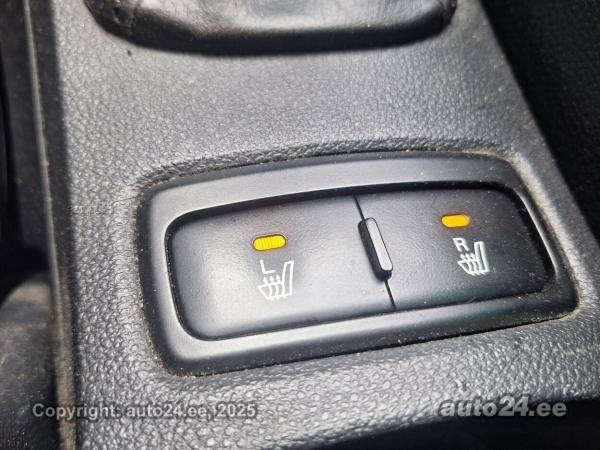 Melns Kia Sportage 2007 Tallina, ar dzinēja tilpumu 2.00 L un nobraukumu 200 tūkst. km par 1790 €, foto 11 vietnē AUTOMOTO.COM.LV