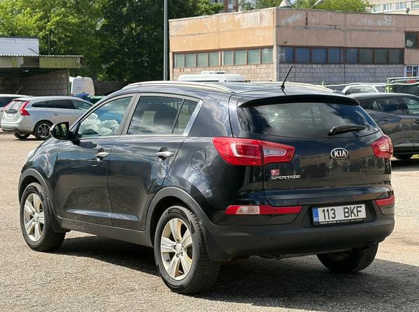 Melns Kia Sportage 2013 Narva, ar dzinēja tilpumu 1.60 L un nobraukumu 154 tūkst. km par 4999 €, foto 5 vietnē AUTOMOTO.COM.LV