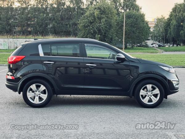 Черный Киа Sportage 2013 в Таллин, объемом двигателя 1.70 л и пробегом 132 тыс. км за 6290 €, фото 2 на AUTOMOTO.COM.LV