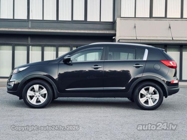 Черный Киа Sportage 2013 в Таллин, объемом двигателя 1.70 л и пробегом 132 тыс. км за 6290 €, фото 5 на AUTOMOTO.COM.LV