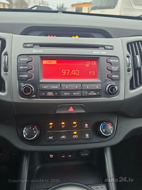 Black Kia Sportage 2014 in Paide, with an engine capacity of 1.60 L and mileage of 158 thousand km for 7550 €, photo 11 on AUTOMOTO.COM.LV