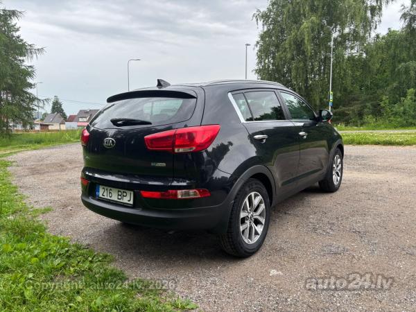 Melns Kia Sportage 2015 Tallina, ar dzinēja tilpumu 1.60 L un nobraukumu 161 tūkst. km par 9900 €, foto 3 vietnē AUTOMOTO.COM.LV