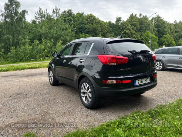 Melns Kia Sportage 2015 Tallina, ar dzinēja tilpumu 1.60 L un nobraukumu 161 tūkst. km par 9900 €, foto 4 vietnē AUTOMOTO.COM.LV